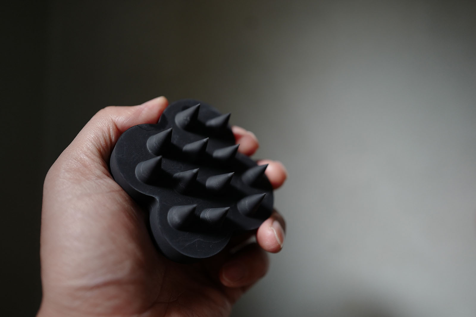 30代の自分へ渡したいukaのスカルプブラシ - CraftAnimism