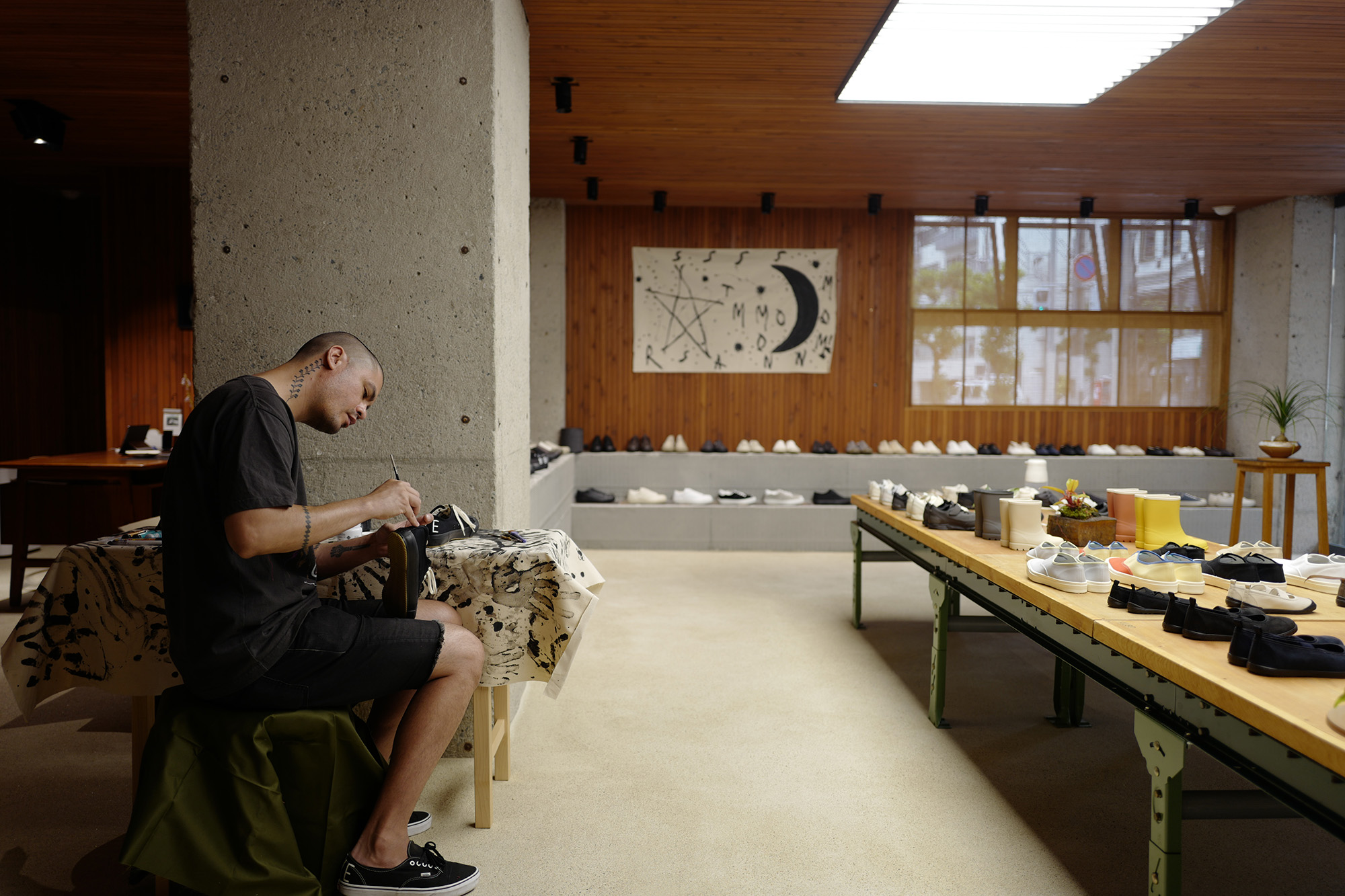 “BYE LEVI” を通してアート楽しみ方を知る - CraftAnimism